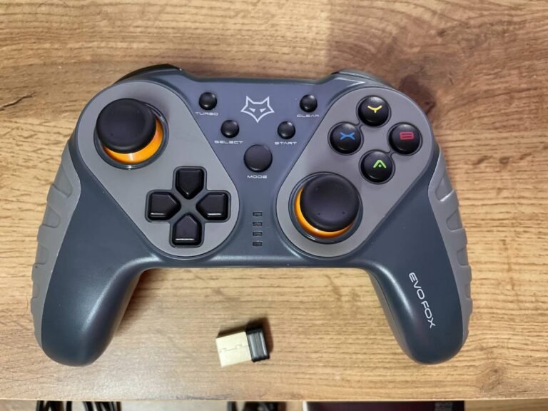Evofox Elite Ops Wireless Gamepad Review (+Pros & Cons)